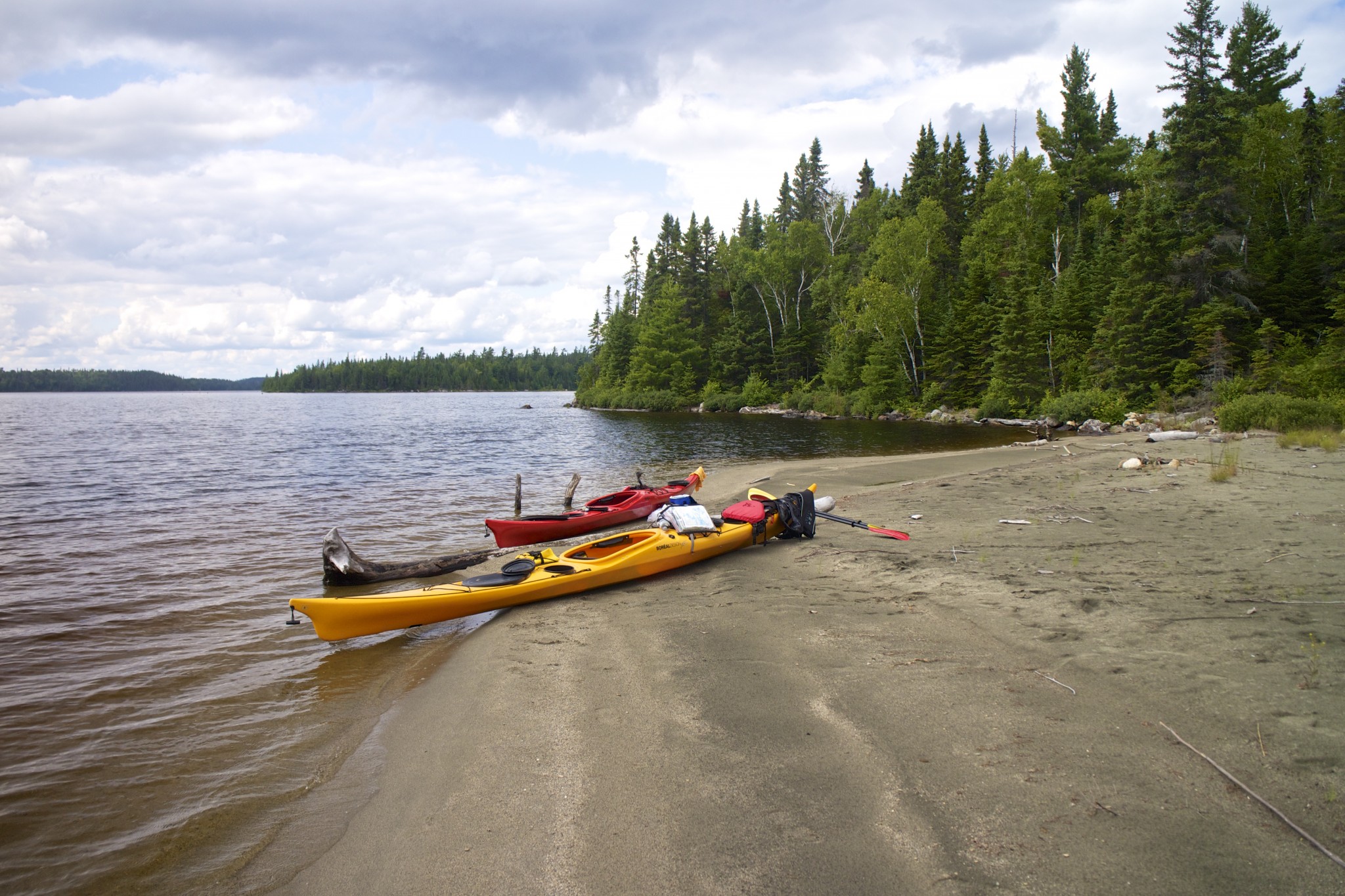 60 km de plaisir partagé en kayak sur le réservoir Decelles | L'Indice ...
