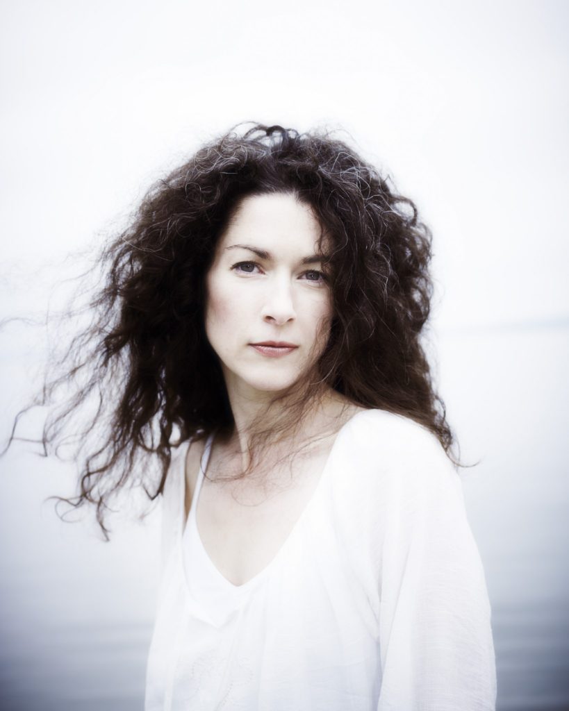 Renée Robitaille, Le Chant des Os | L'Indice bohémien